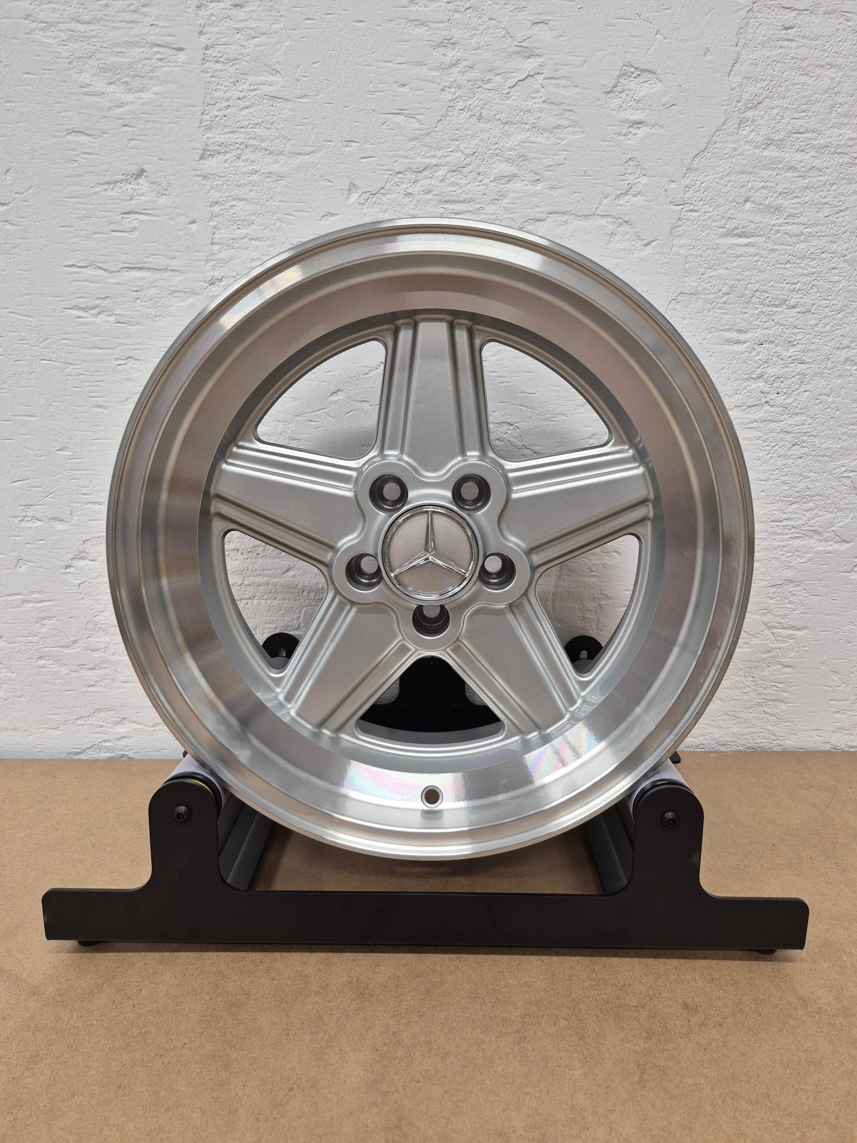 WHEELS – tagged "16100" – Classic Parts Canarias